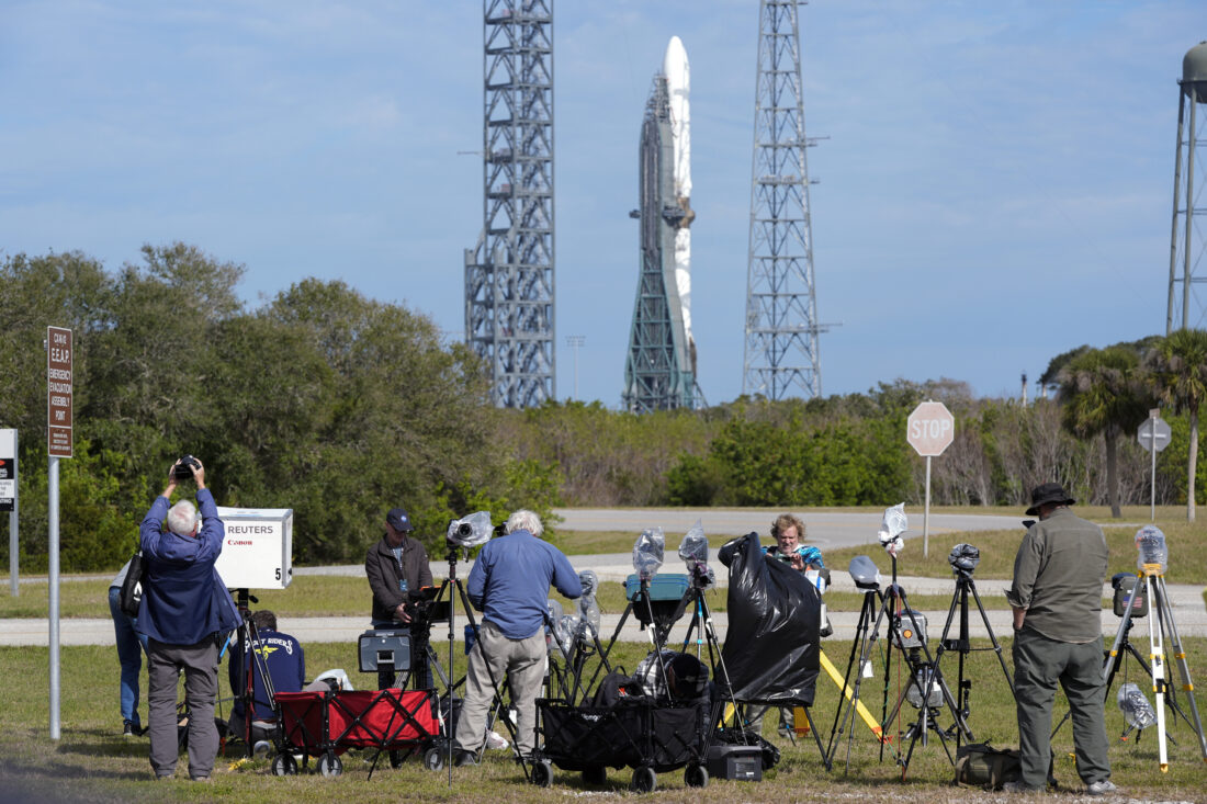 Jeff Bezos’ New Glenn rocket reaches orbit on first test flight | News ...